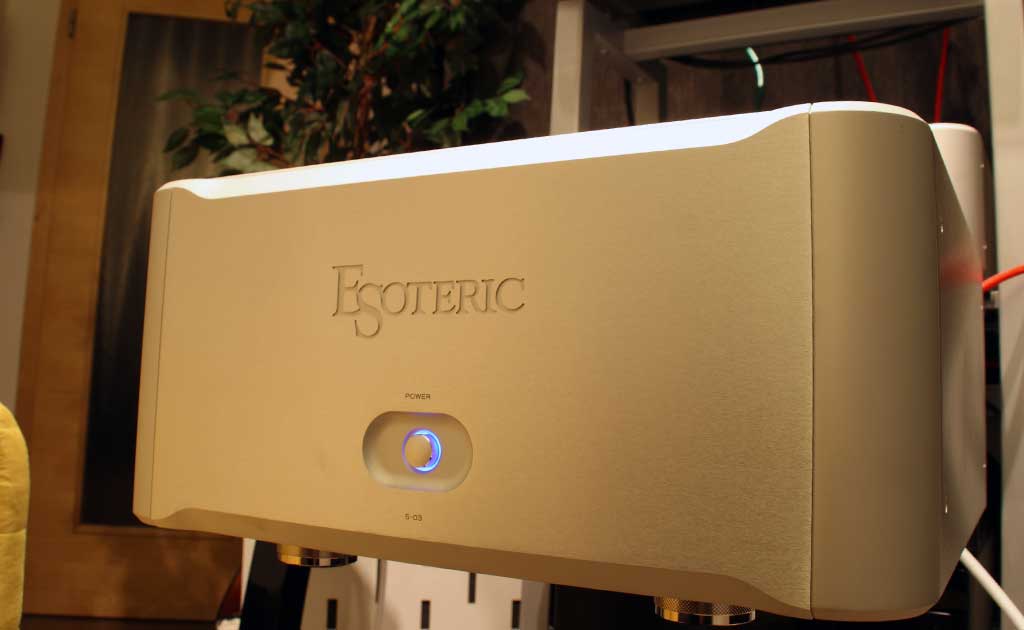 Teac Esoteric S-03 - Hi-Fi Voice - recenze audio-video techniky a ...