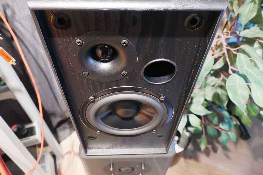 AQ M24 BT - Hi-Fi Voice - recenze audio-video techniky a chytrého bydlení