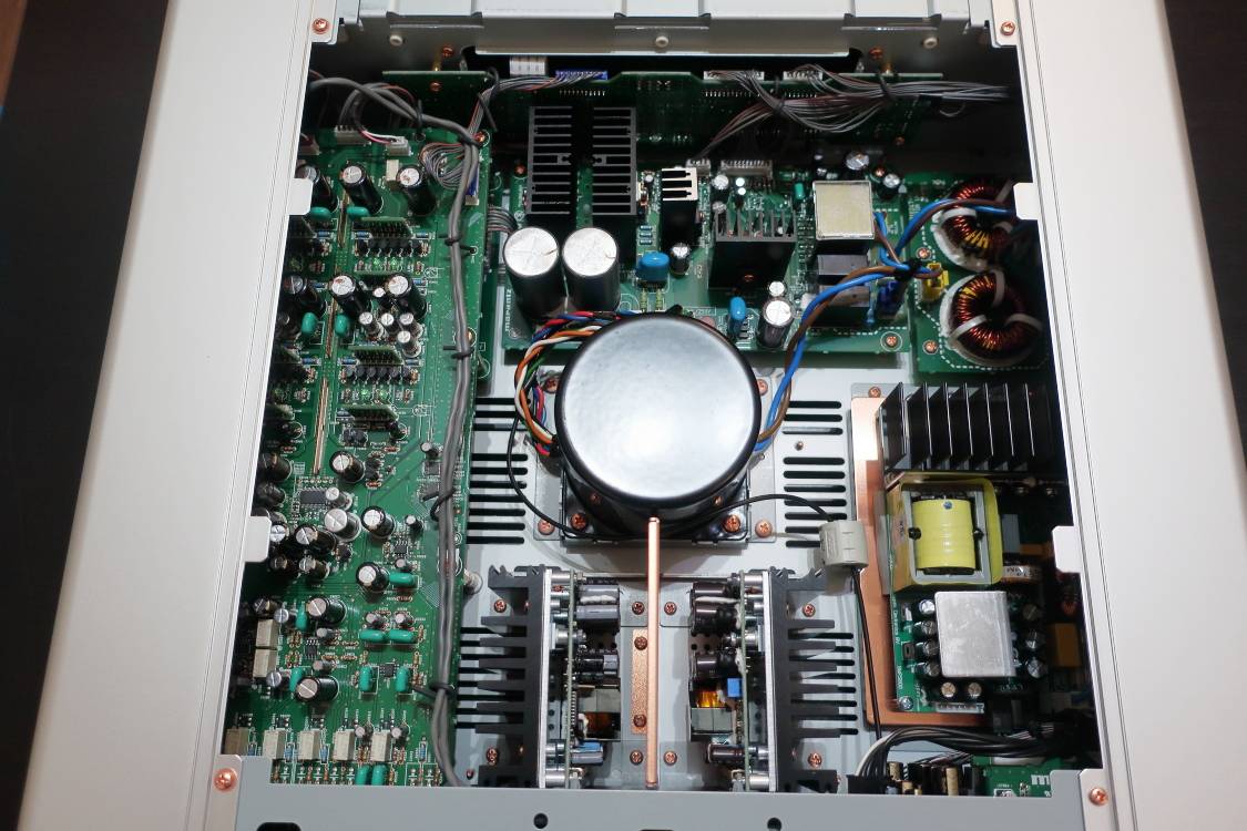 Marantz MODEL 30 - Hi-Fi Voice - recenze audio-video techniky a ...
