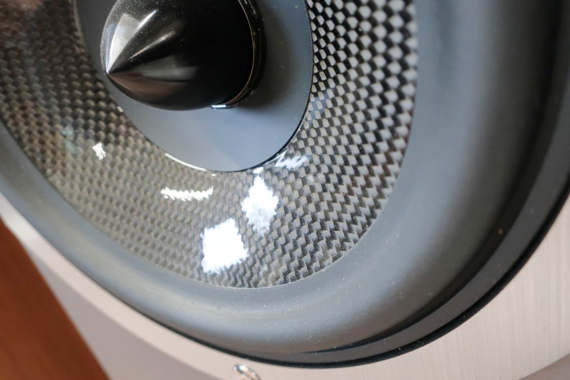 Audiovector R 3 Signature & R 3 Arreté - Hi-Fi Voice - recenze audio ...