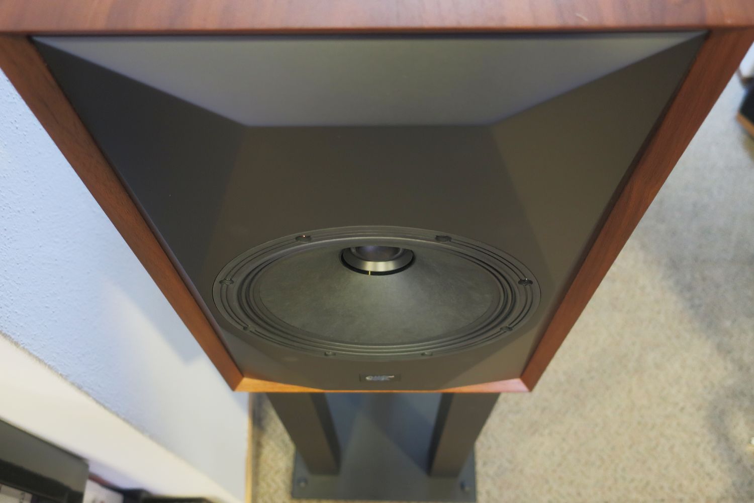 MoFi SourcePoint 8 - Hi-Fi Voice - recenze audio-video techniky a ...