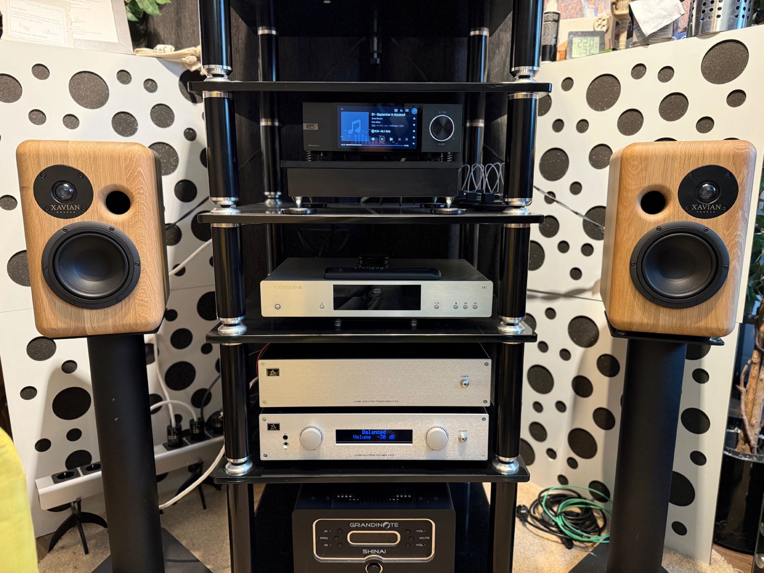 XAVIAN Unica - Hi-Fi Voice - recenze audio-video techniky a chytrého ...